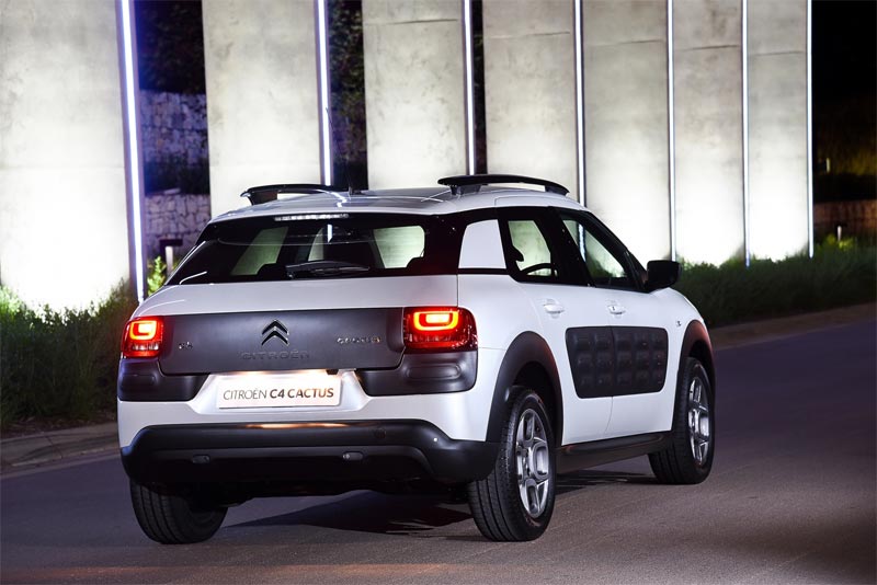 Citroen C4 Cactus Review - 1.2 e-THP Shine - Bikeshop