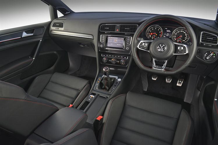 Volkswagen Golf VII GTi Review - Performance Pack - Bikeshop