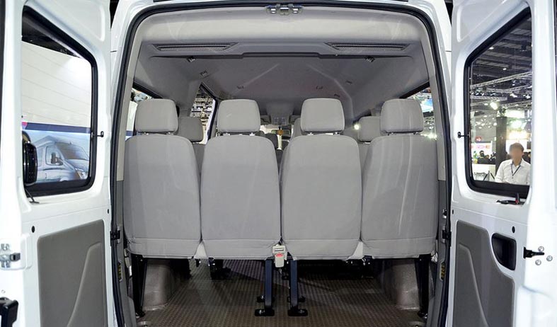 Maxus V80 Review - 16 Seater Luxury - Bikeshop